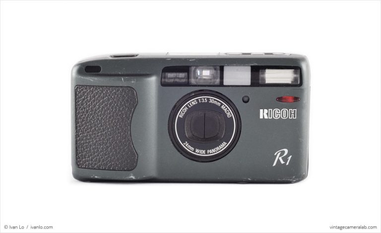 Ricoh R1 (front view) – Vintage Camera Lab