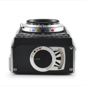 Taron Chic – Vintage Camera Lab